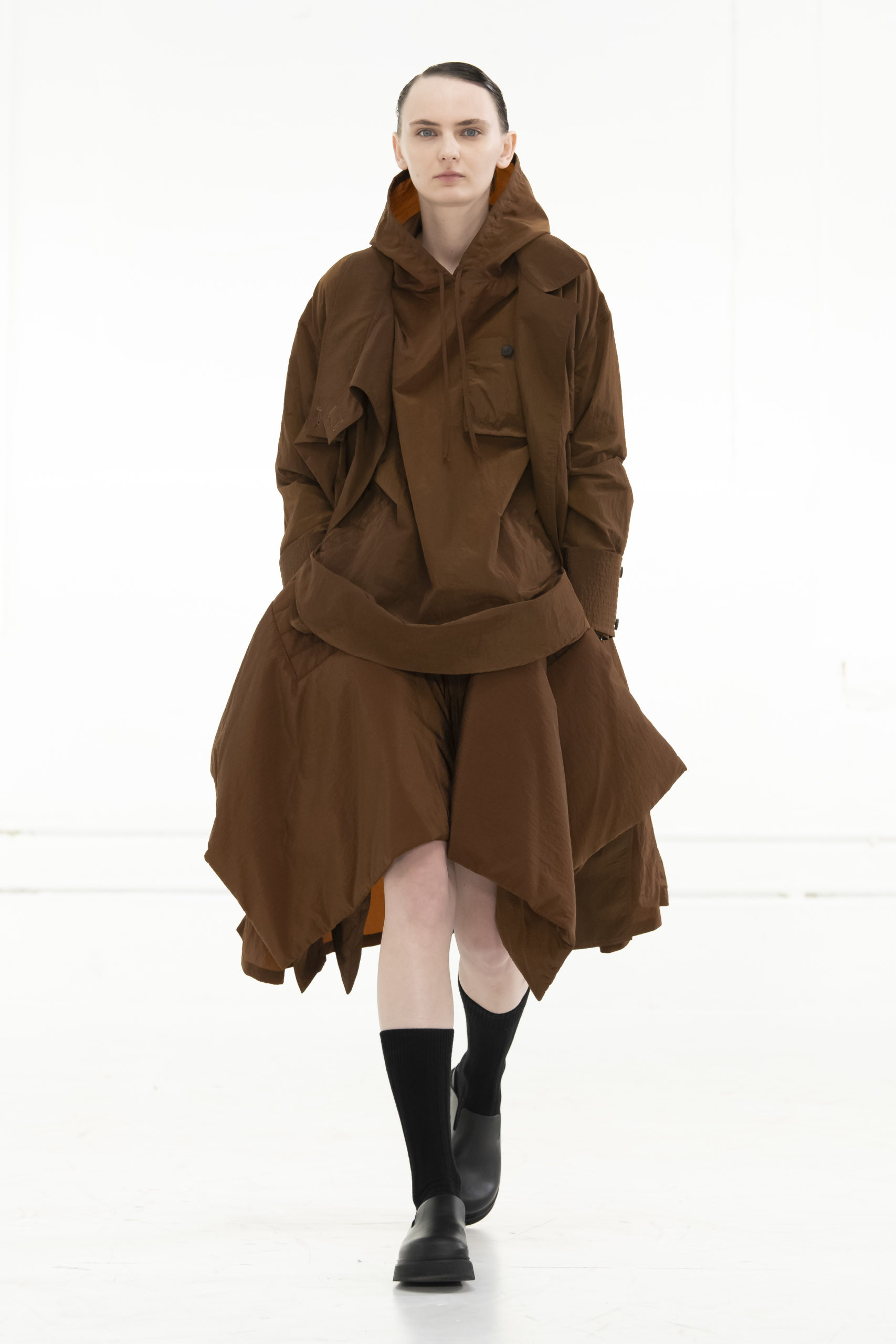 LOOKS – Dawei