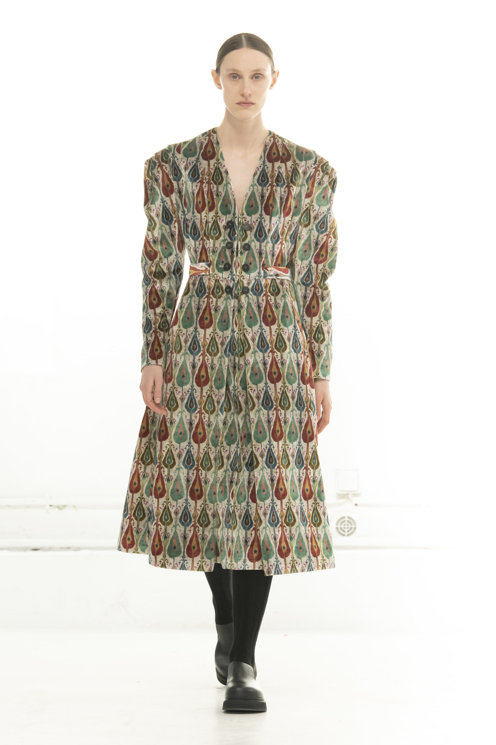 LOOKS – Dawei