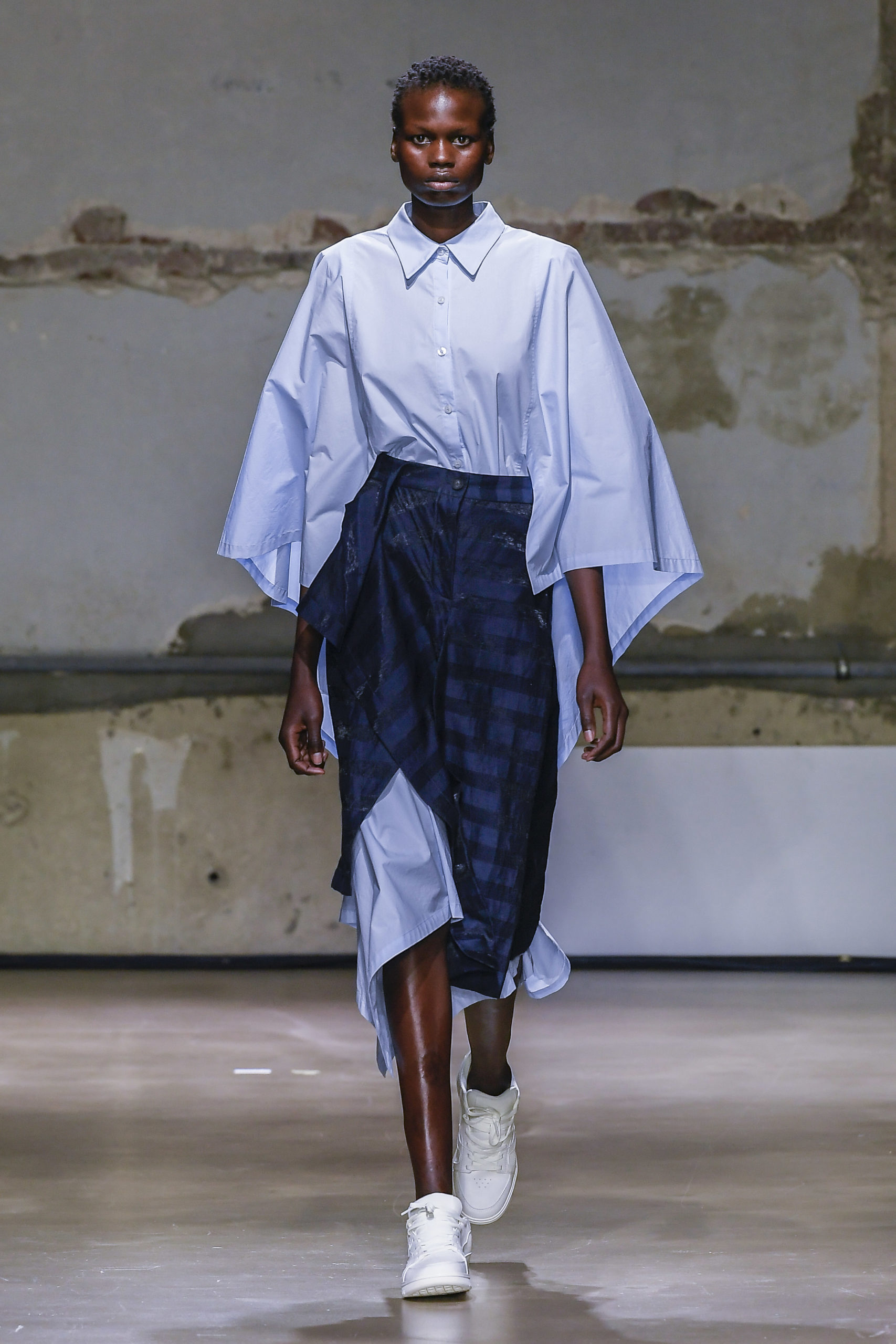 LOOKS – Dawei Studio