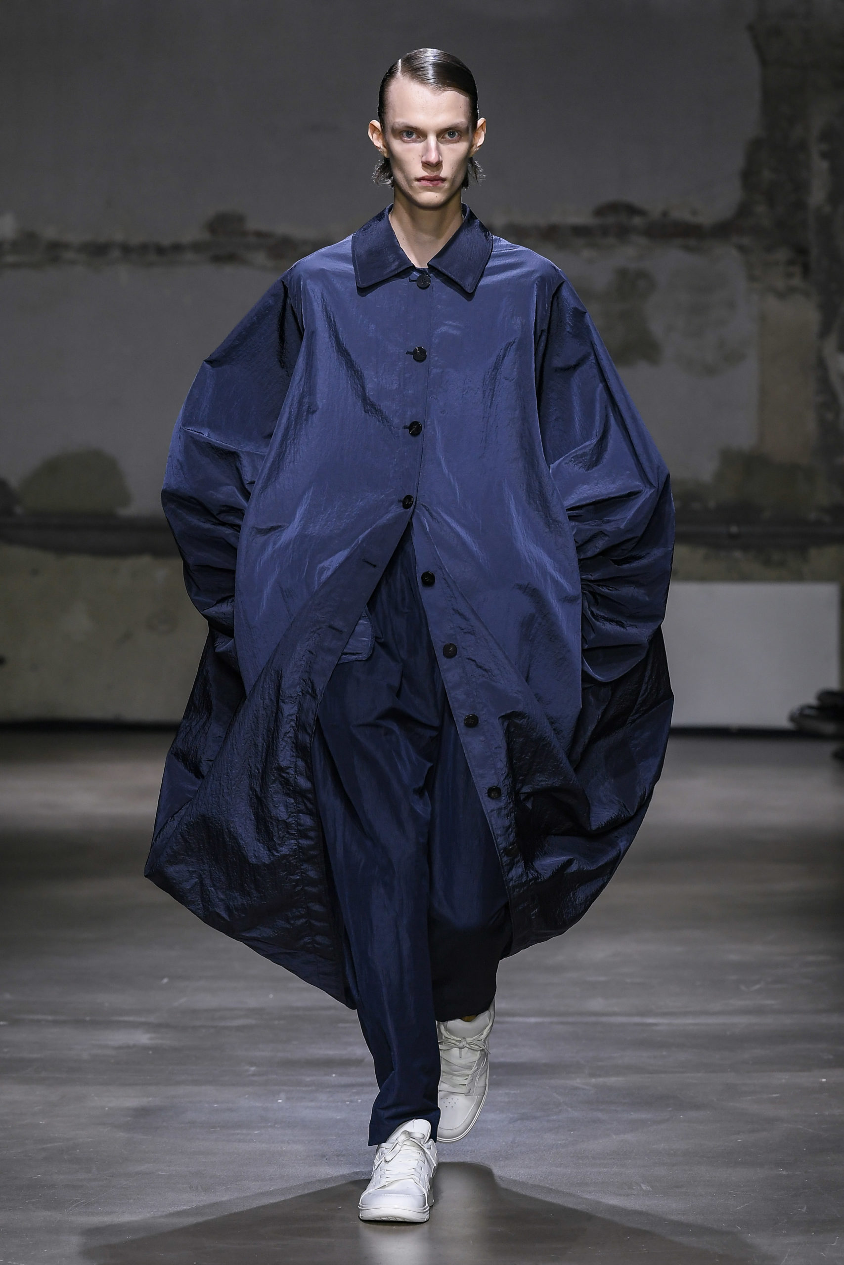 LOOKS – Dawei Studio