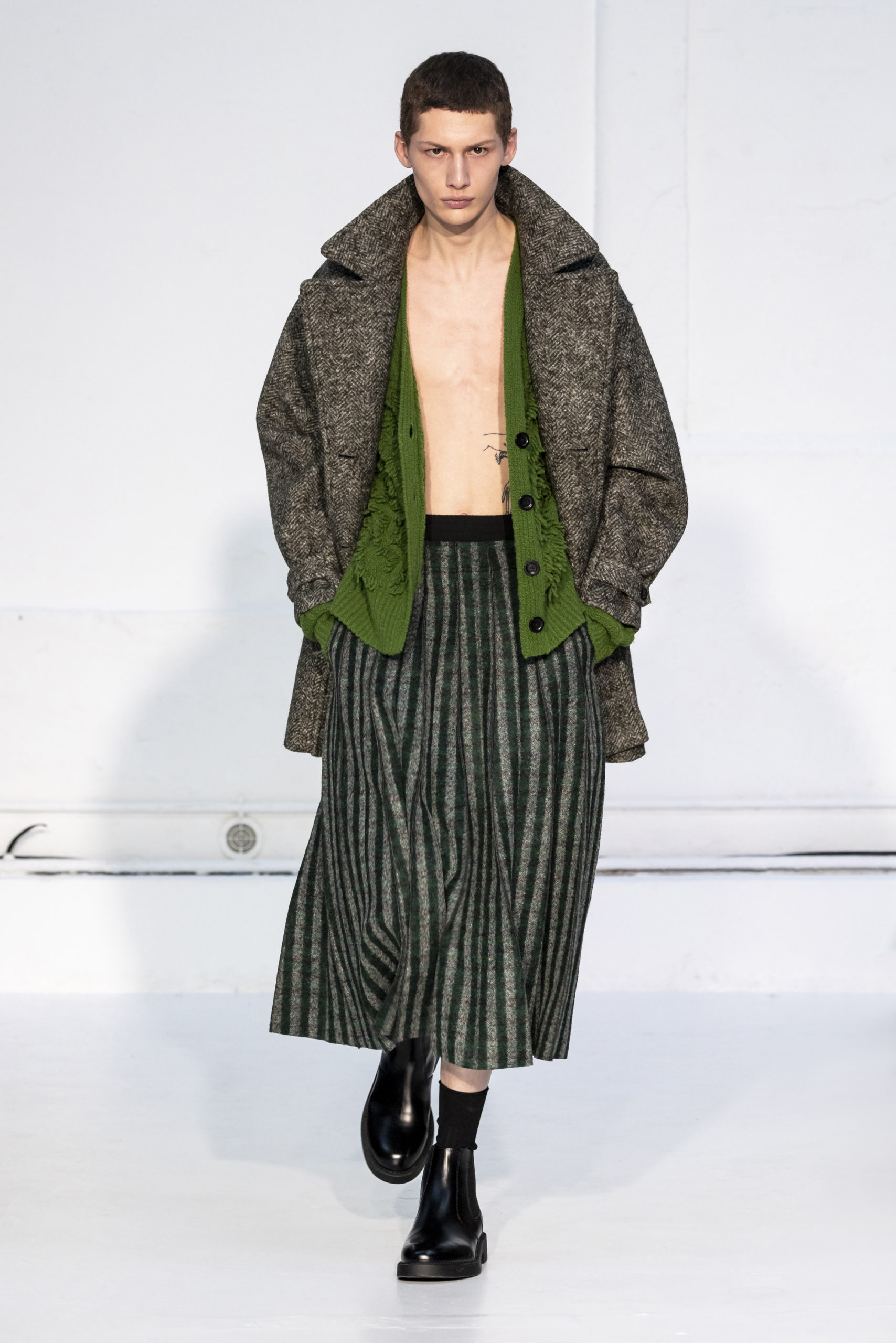 LOOKS – Dawei Studio