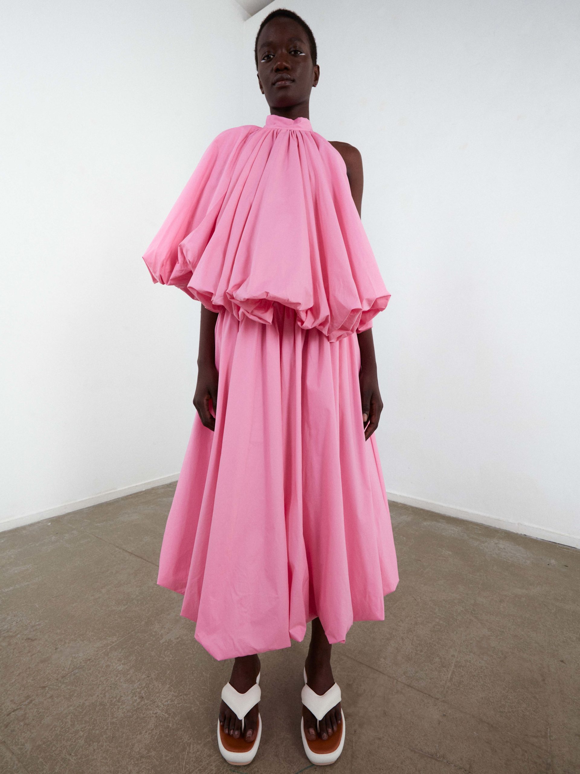 Looks – Dawei